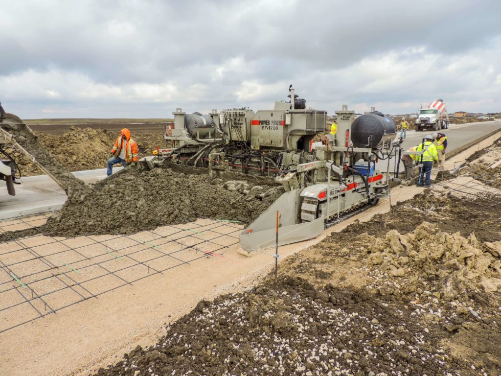 SF-1700 Slipform Paver | Slipform Paver Machines